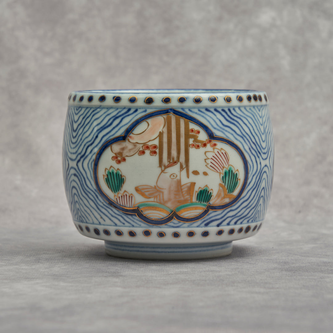 Imari Colored Small Vessel – Unfamiliar Japan